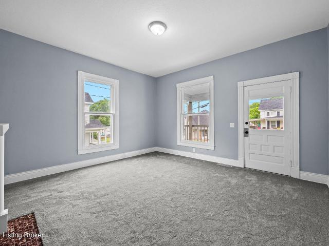 113 McKay Ave