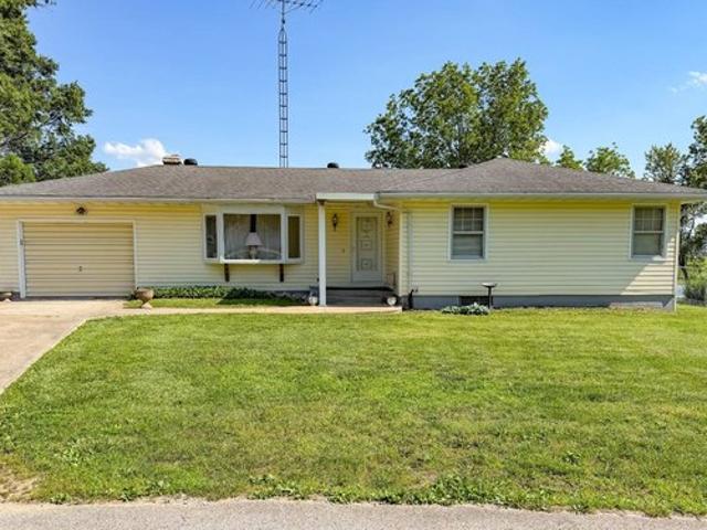 113 Melody Ln, Salisbury, MO 65281