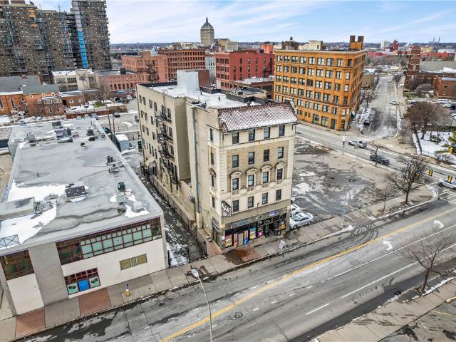 113 N Clinton Avenue