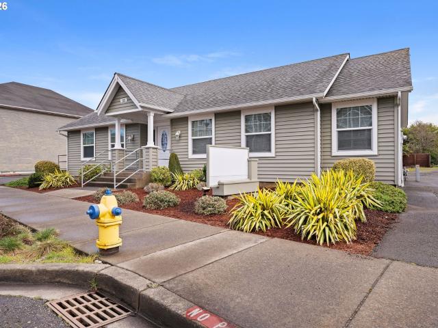 113 n holladay dr