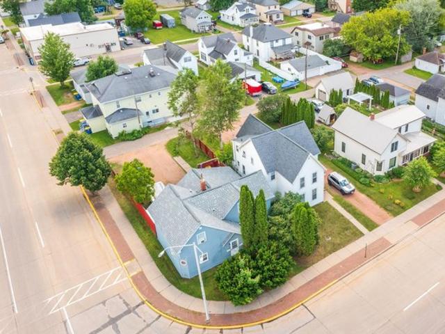 113 N Polk St, Merrill, WI 54452
