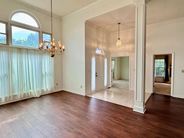 113 Nobleton Lane NW