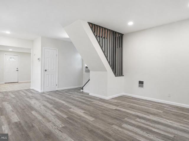 113 New Hillcrest Avenue