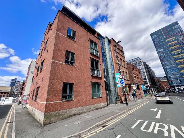 Newton Street, Northern Quarter, Manchester M1, 2 bed flat to rent, £1,200 pcm | PrimeLocation