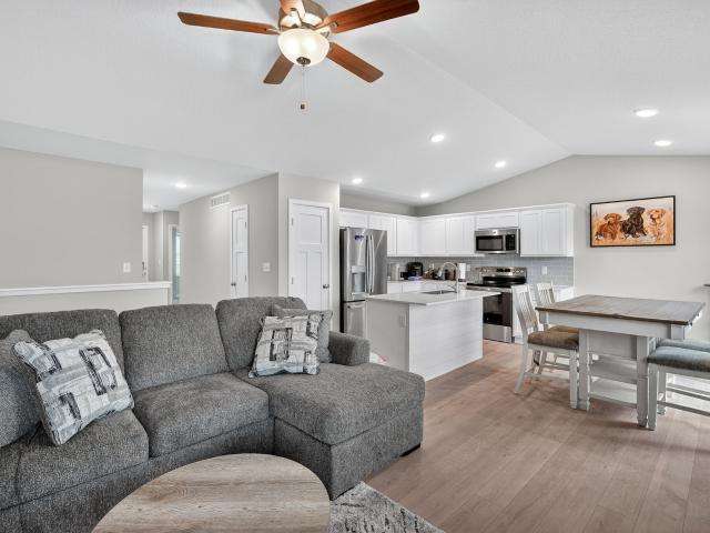 113 S Walnut Drive