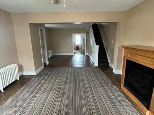 113 S Chestnut