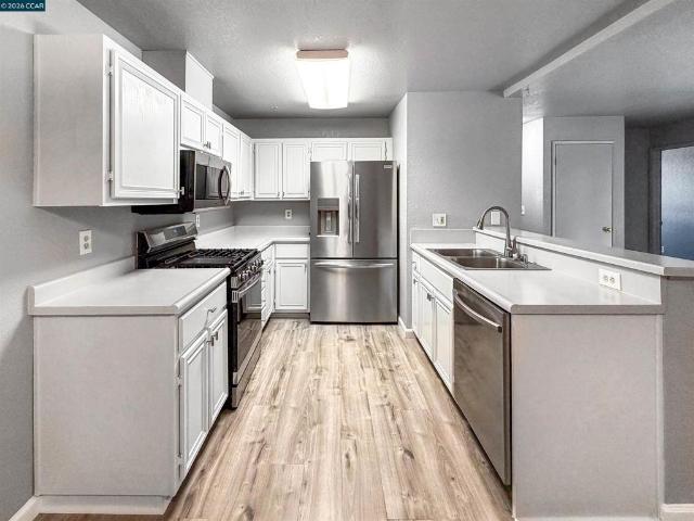 113 Sea Crest Cir