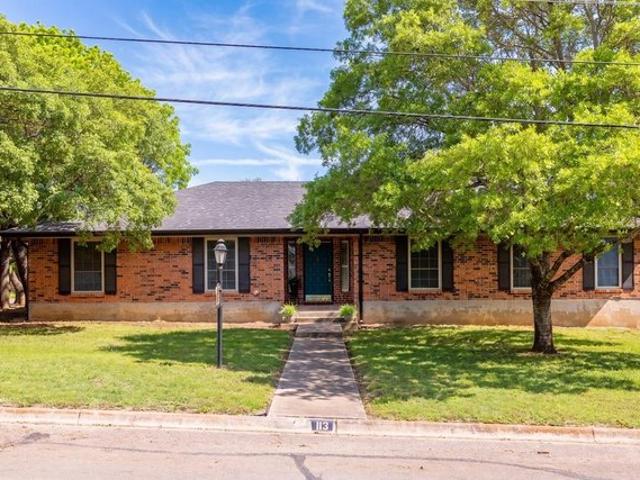 113 Sherwood Ln, Kerrville, TX 78028