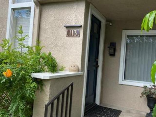 113 Stanford Ct 51, Irvine, CA