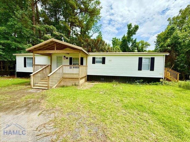 113 Stevens Ln SW, Ludowici, GA 31316