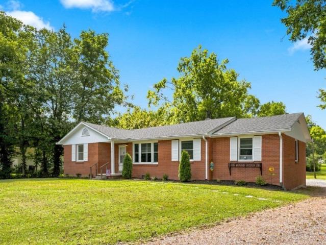 113 Sunset Dr