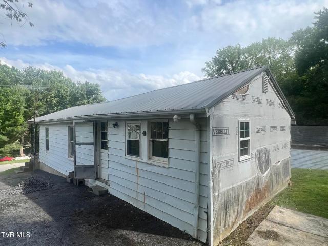 113 Sycamore Street