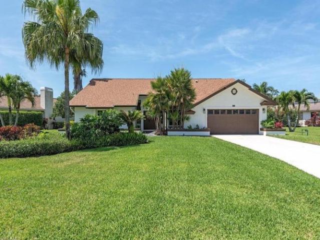 113 Palmetto Dunes Cir, Naples, FL 34113
