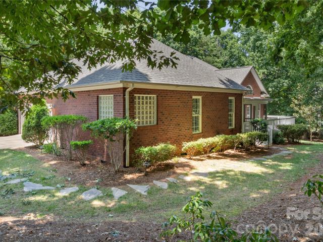 113 Palmer Marsh Place