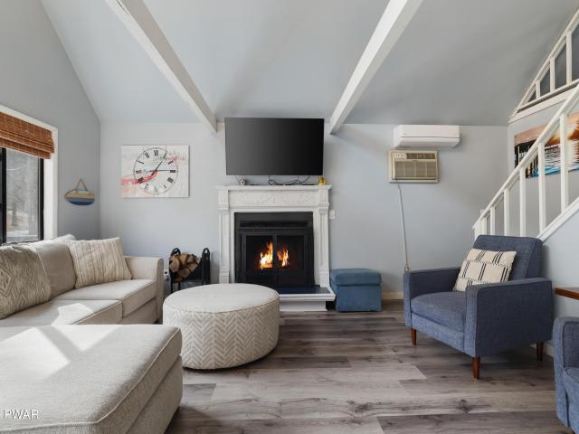 113 Pebble Rock Road