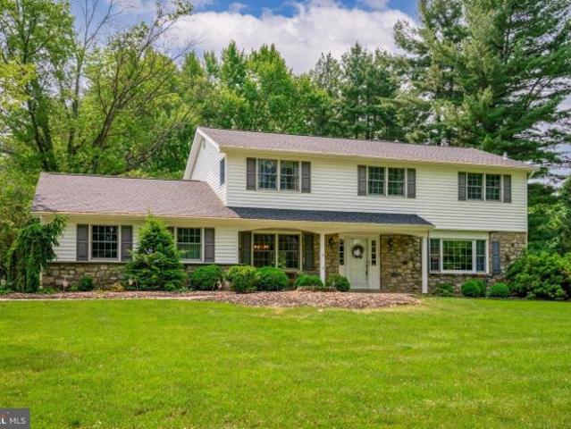 113 Pine Valley Rd, Doylestown, PA 18901