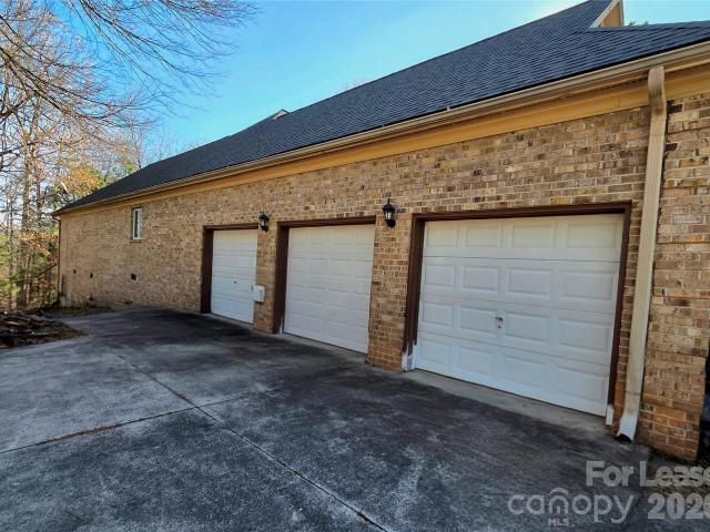 113 quiet cove road