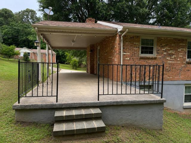 113 Rockford Pl