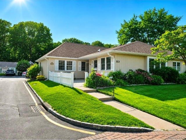 113 Revere Dr, Sayville, NY 11782