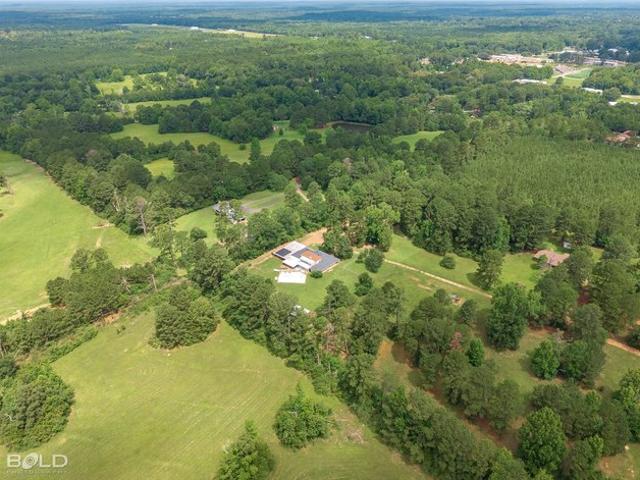 113 Rebel Rd, Vivian, LA 71082