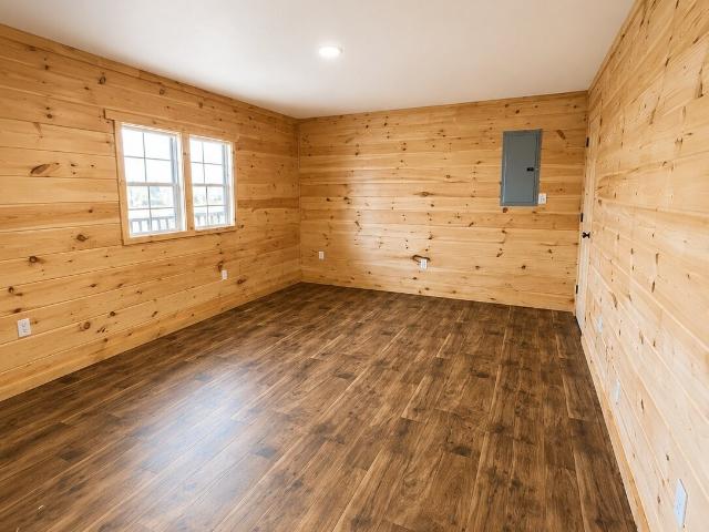 113 Redbud Trail