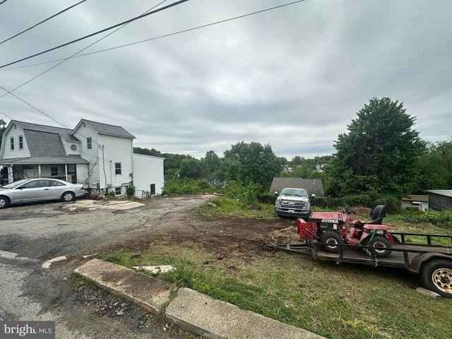 113 Ridge Ave, Halethorpe, MD 21227