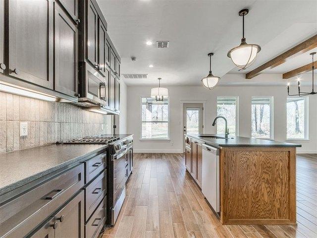 113 W 4th St, Arcadia, OK 73007