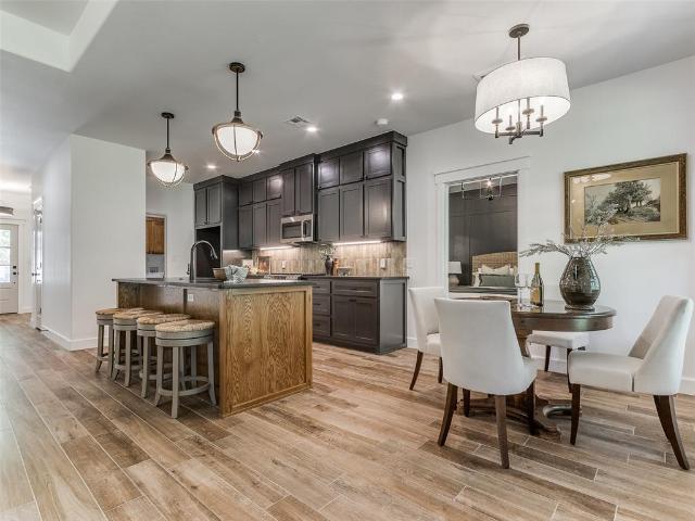 113 W 4th Street
