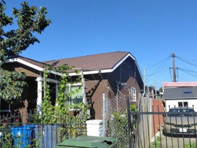 113 1/2 W 66th St, Los Angeles, CA 90003