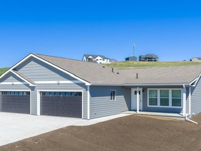 113 W 6th St Unit B, Woodbine, IA 51579