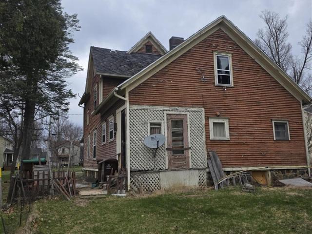113 W Walnut Street