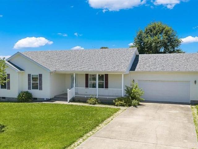 113 W Donna Reed Blvd, Cecilia, KY 42724