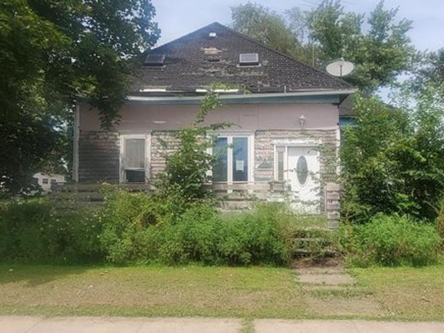 113 W Main St, Seymour, IA 52590