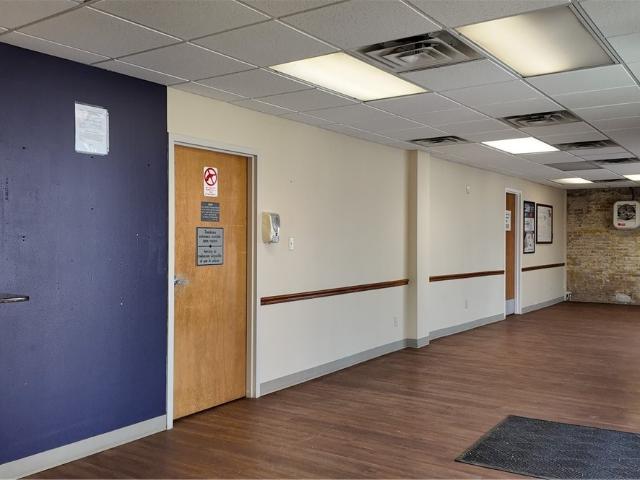 113 W Main St