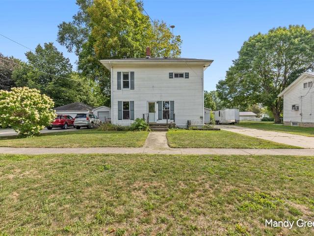 113 W Maple Street