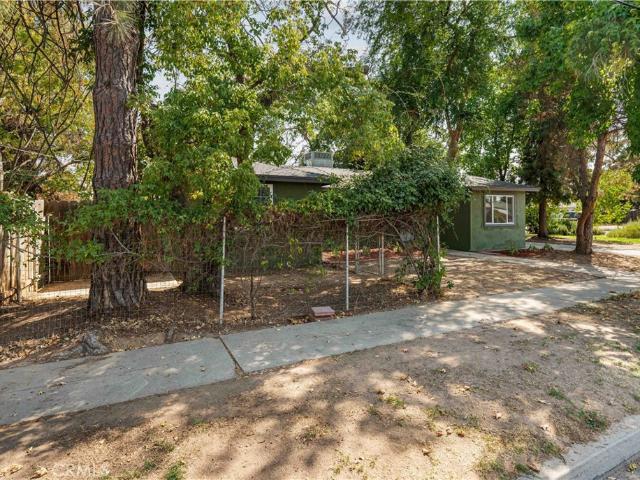 113 W Palo Alto Avenue