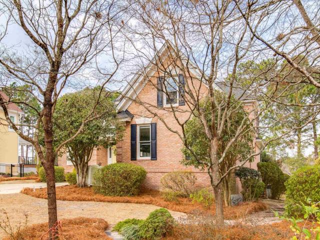 113 Woodsview Lane