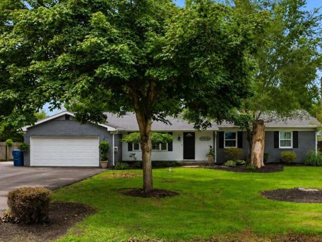 113 Waterman Dr, Noblesville, IN 46060