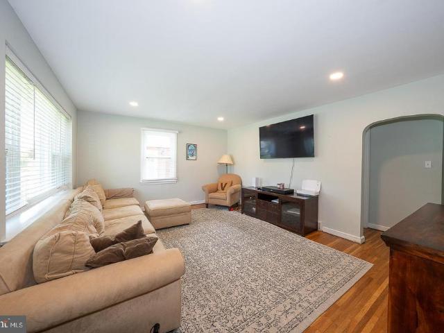 113 Walnut Hill Lane