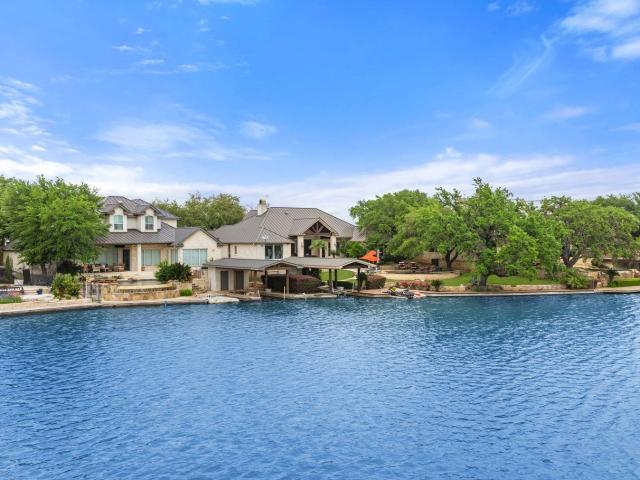 113 Wennmohs Pl, Horseshoe Bay, TX 78657 | MLS #177283
