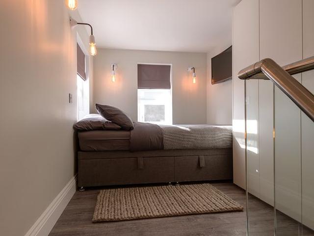 113 West End Lane, West Hampstead, London NW6, Studio to rent, £3,012 pcm | PrimeLocation