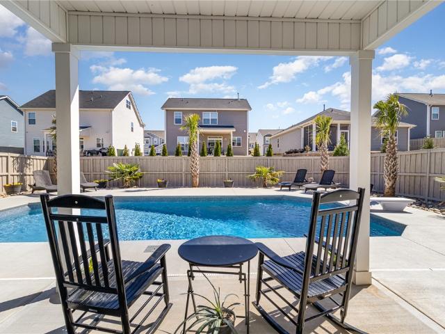 113 White Dutch Lane