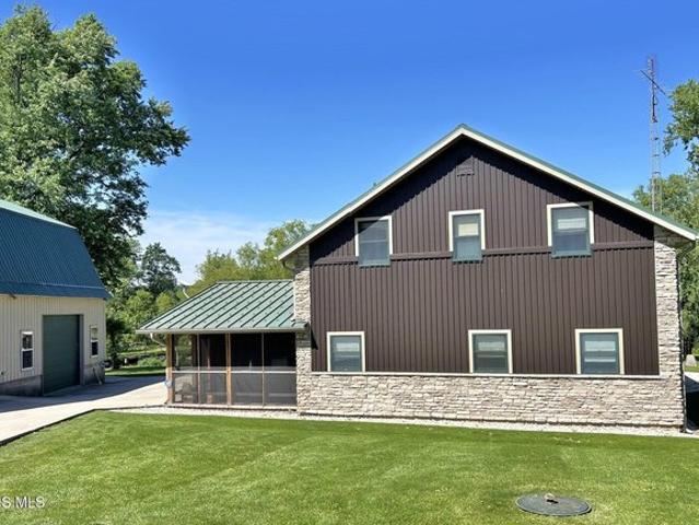 113 Wilson Dr, Montpelier, OH 43543