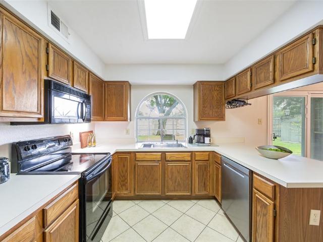 113 Windmill Ridge Dr, Rockwall, TX 75032 | MLS #21145 | Compass