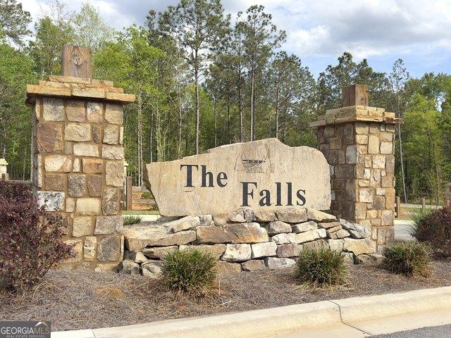 113 The Falls Ln, Milledgeville, GA 31061