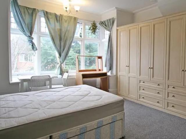 113 The Grove, London, TW7 4JE, United Kingdom | Room for rent #138514150 | Rentberry