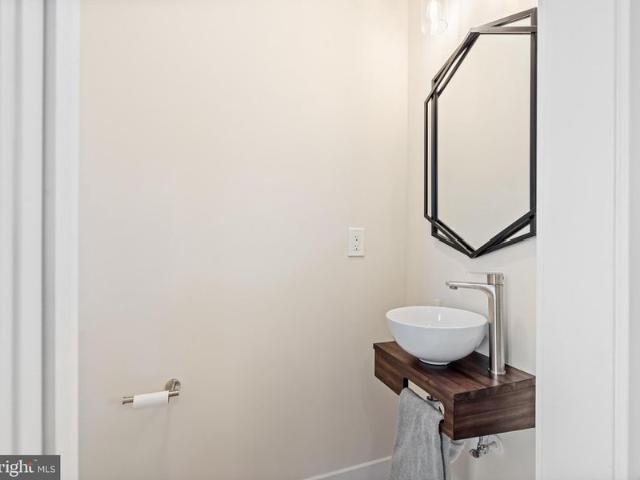 113 thornton ln, newtown, us, pa