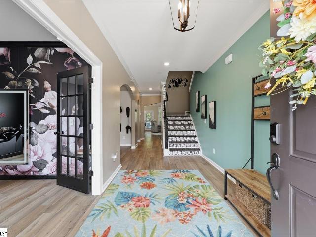 113 Tyrian Drive