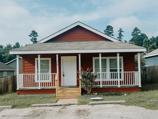 113 Varsity Dr, Huntsville, TX 77340