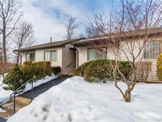 113 Village Rd, Unit B, Yorktown Heights, NY 10598 | MLS #1001